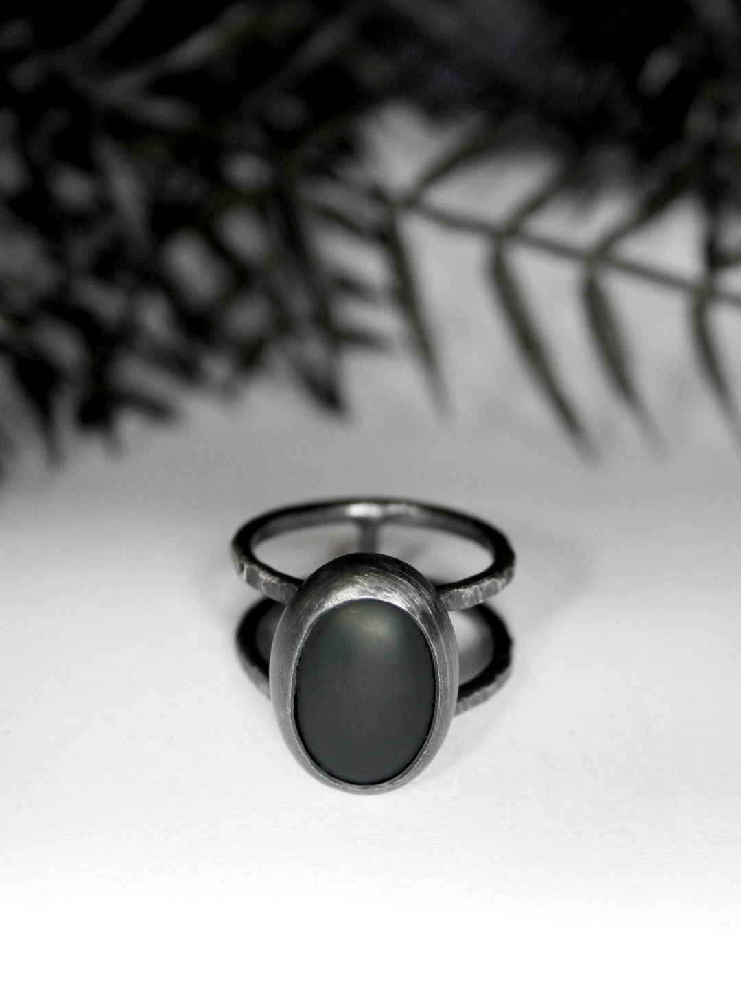 White Black Hole Ring