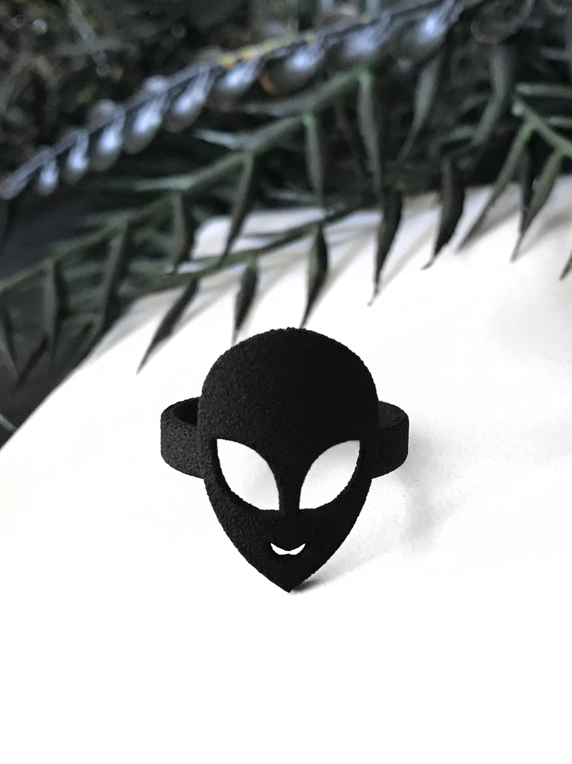Matte Black Alien Ring - Strange Space Age 3d Printed Jewelry – Hypnovamp